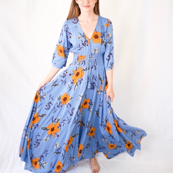 Jaase | Dresses | Jaase Harlow Floral Print Blue Indiana Maxi Dress ...
